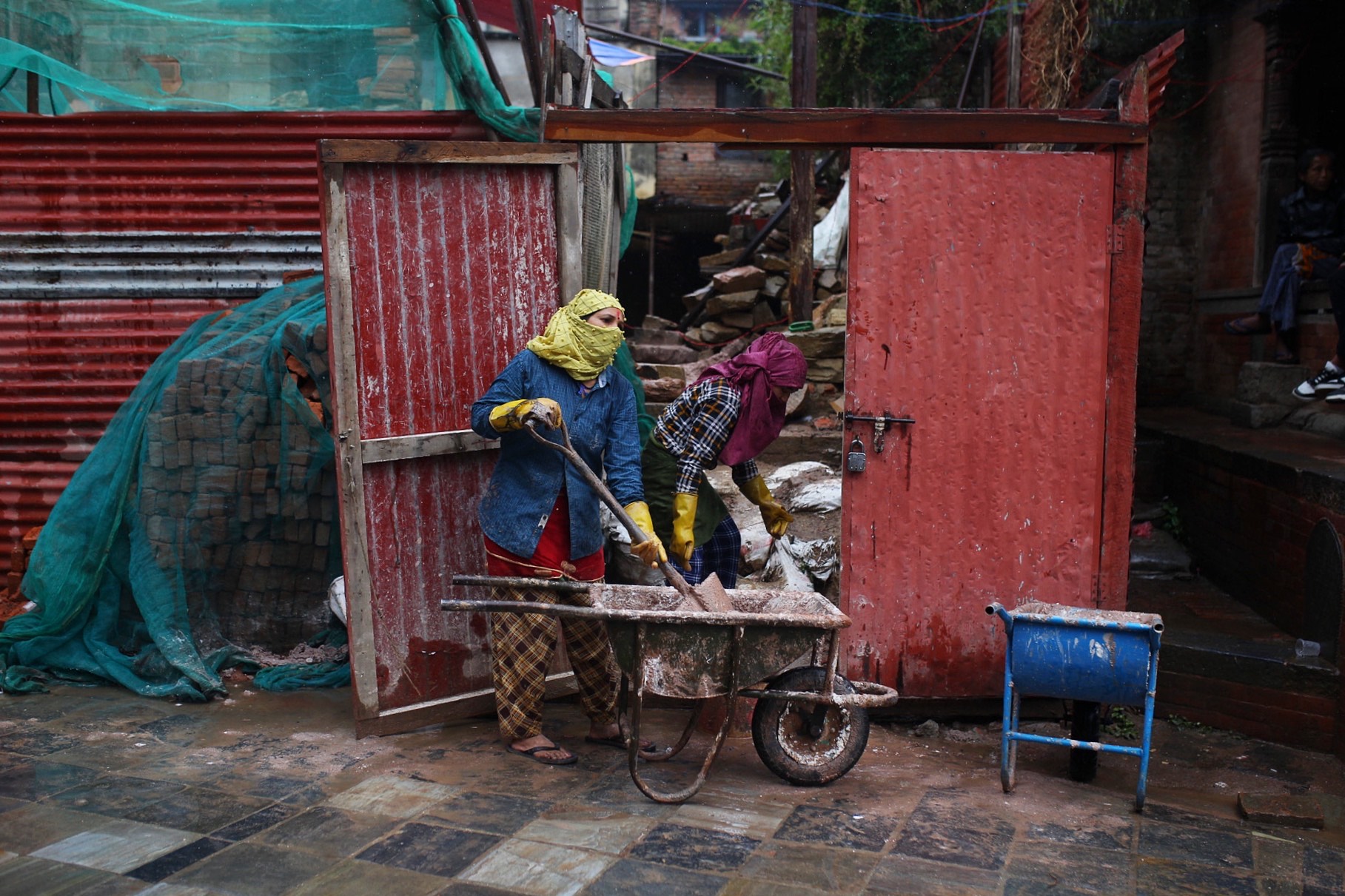 मजदूर दिवसमा काठमाडौंका मजदूर (तस्वीरहरू)
