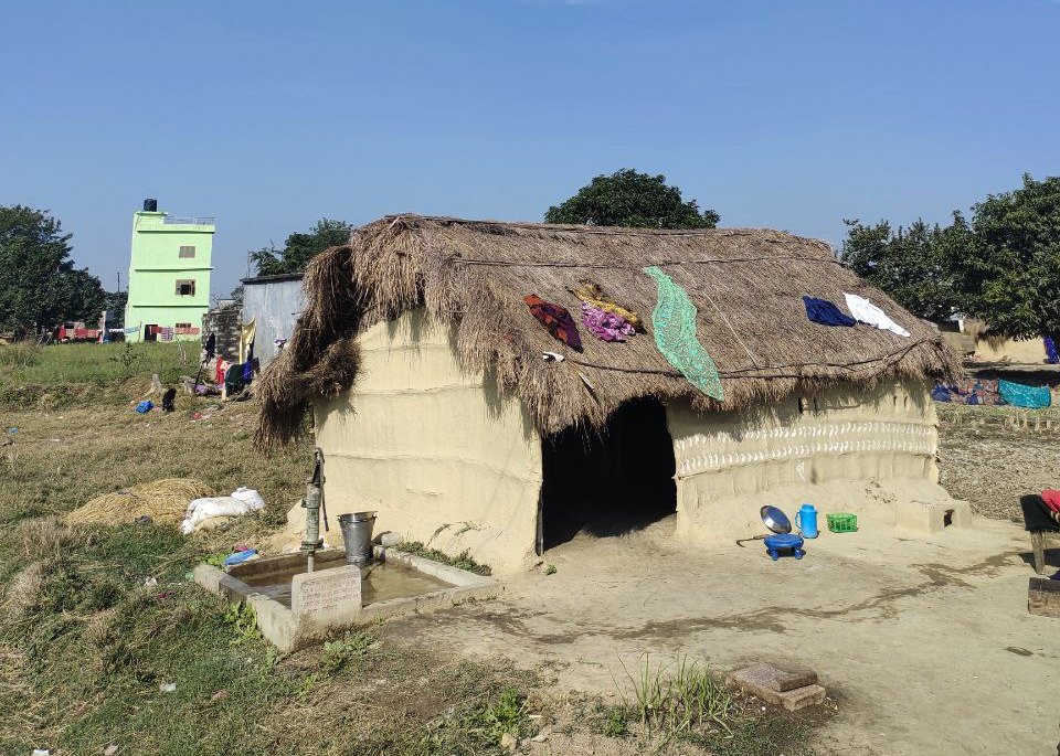 ‘नमागी बाँच्न सकिंदैन, माग्न जाँदा मरिरहे जस्तो लाग्छ’