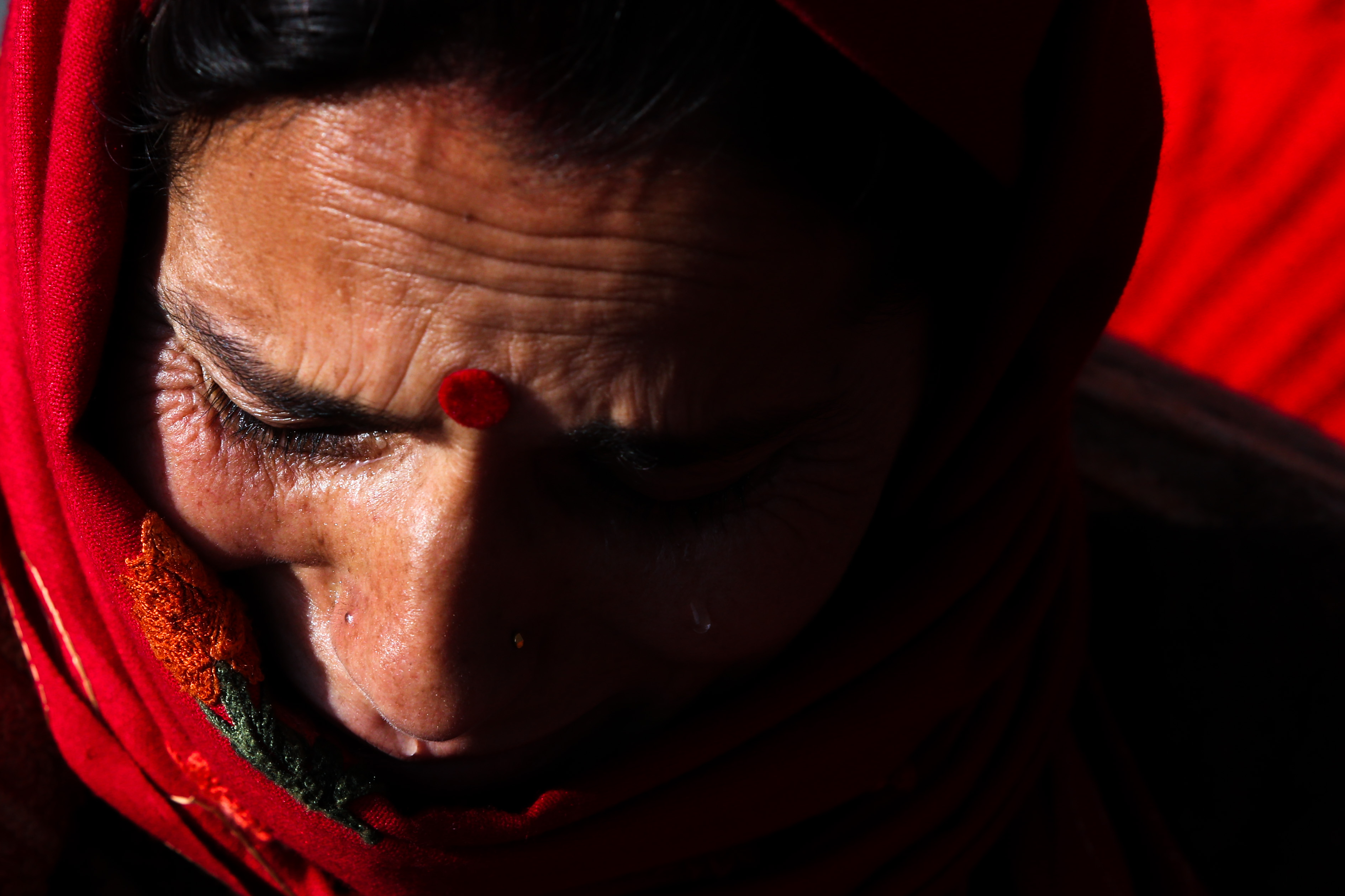 सिंहदरबार पुग्न नपाएका पैताला (तस्वीरहरू)